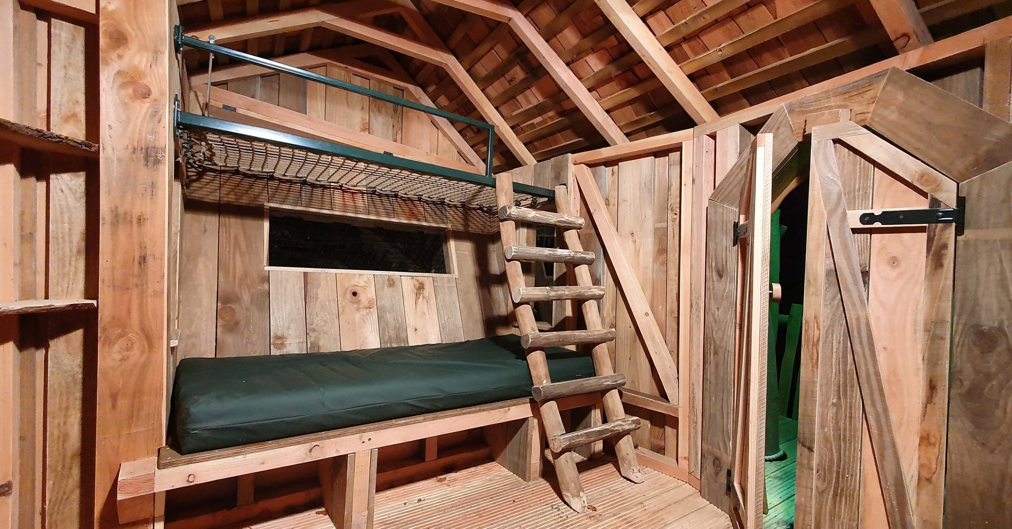 Lounge-net Boomhut – Lounge-net